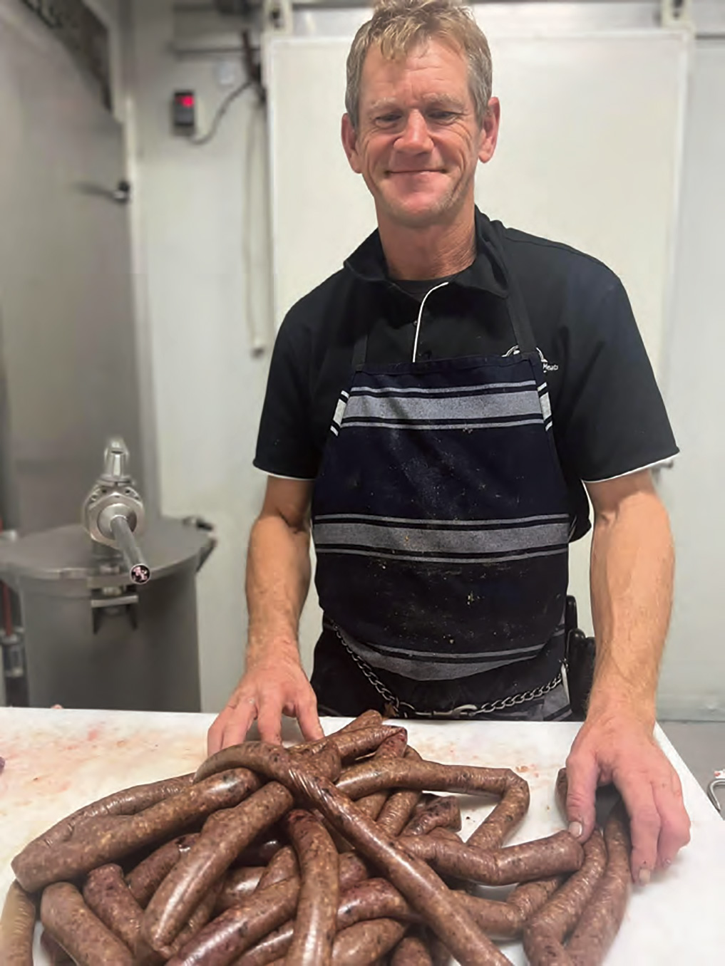 Lockhart butcher’s sausages off to State comp I Australian Rural ...